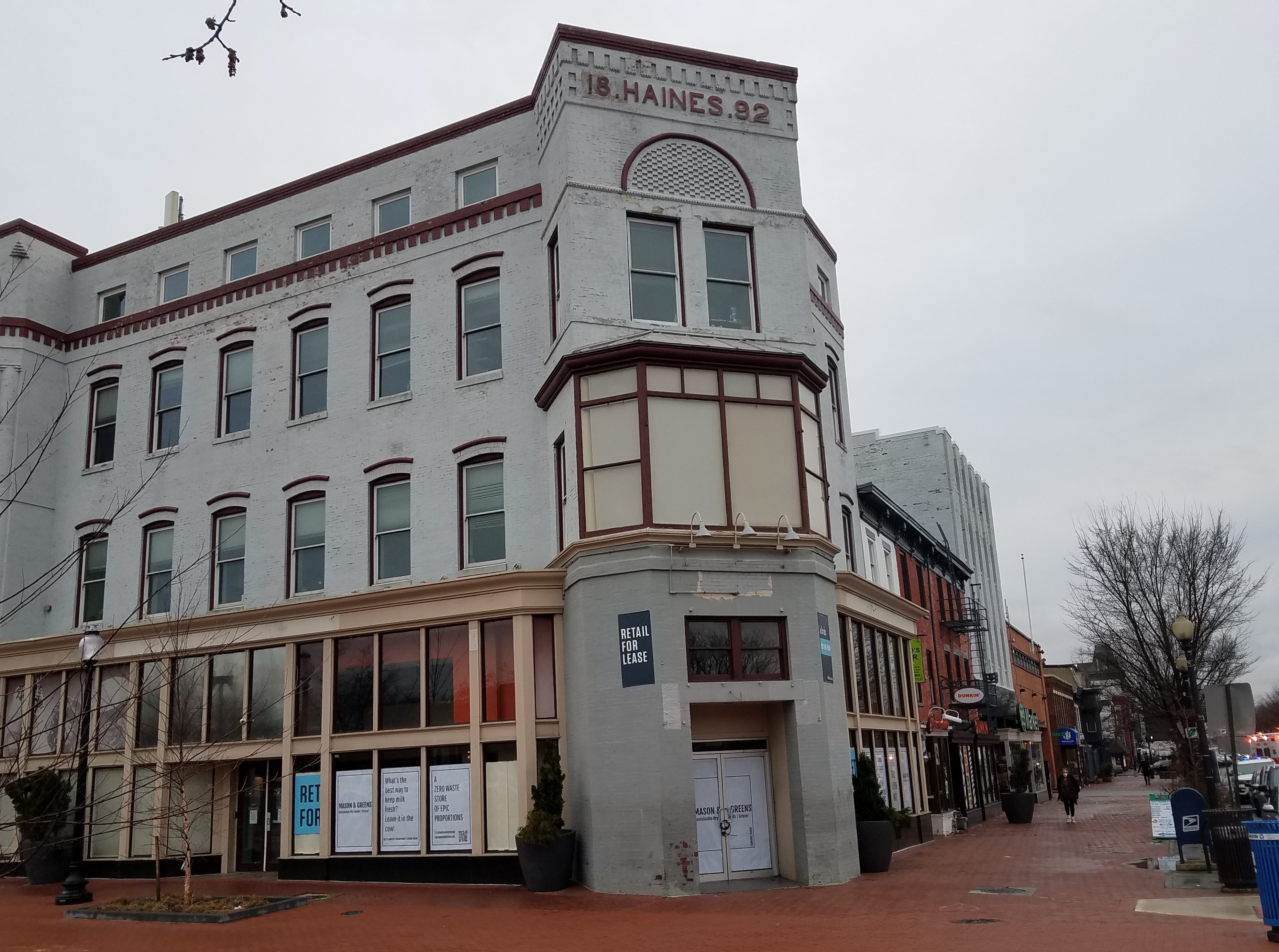 New Barracks Row Retail: Sustainable (Pricey) Dry Goods | Grocer Outlet ...