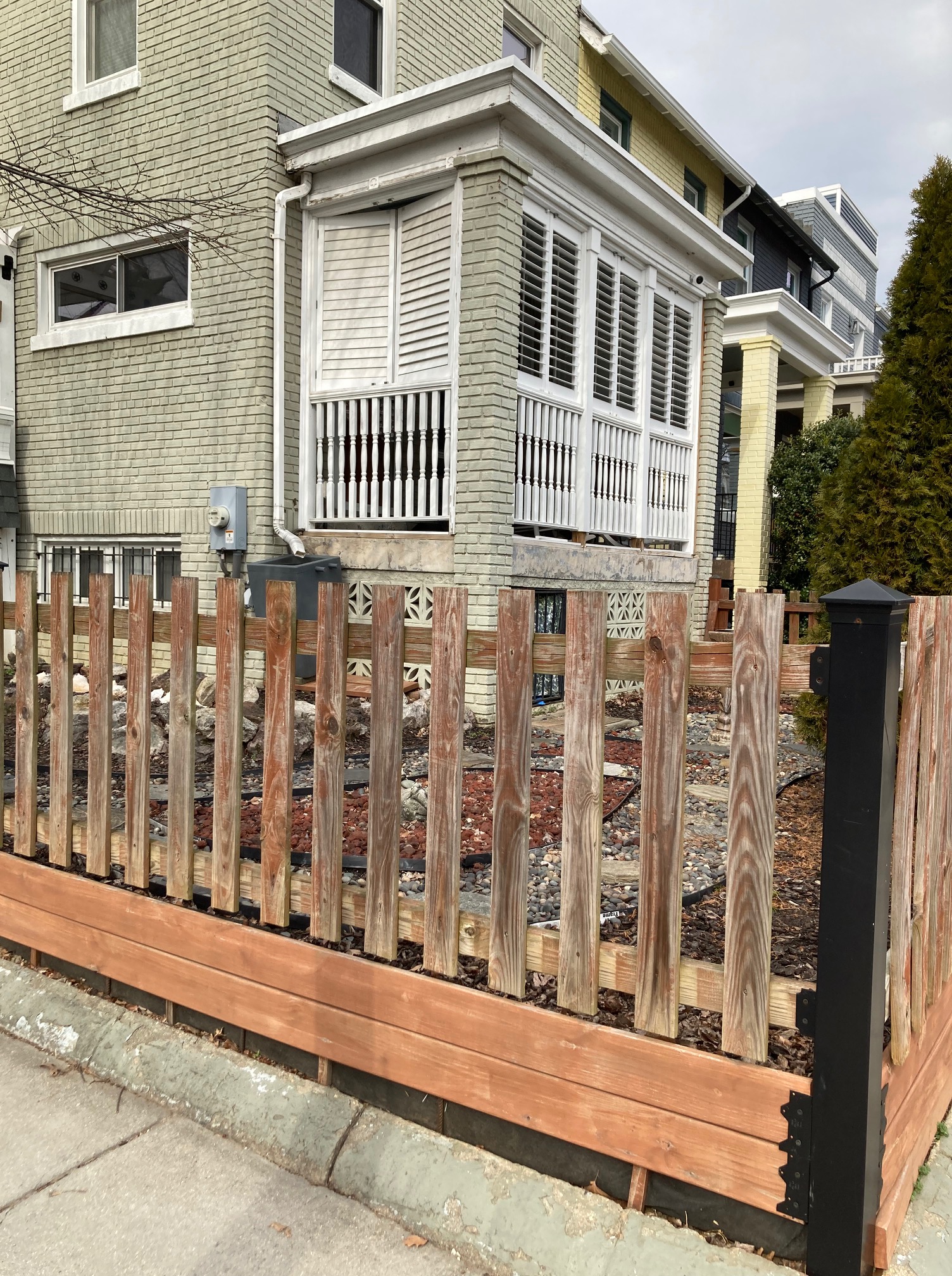 Out and About … Privacy and Romance – A Photo Essay | CAPITOL HILL CORNER