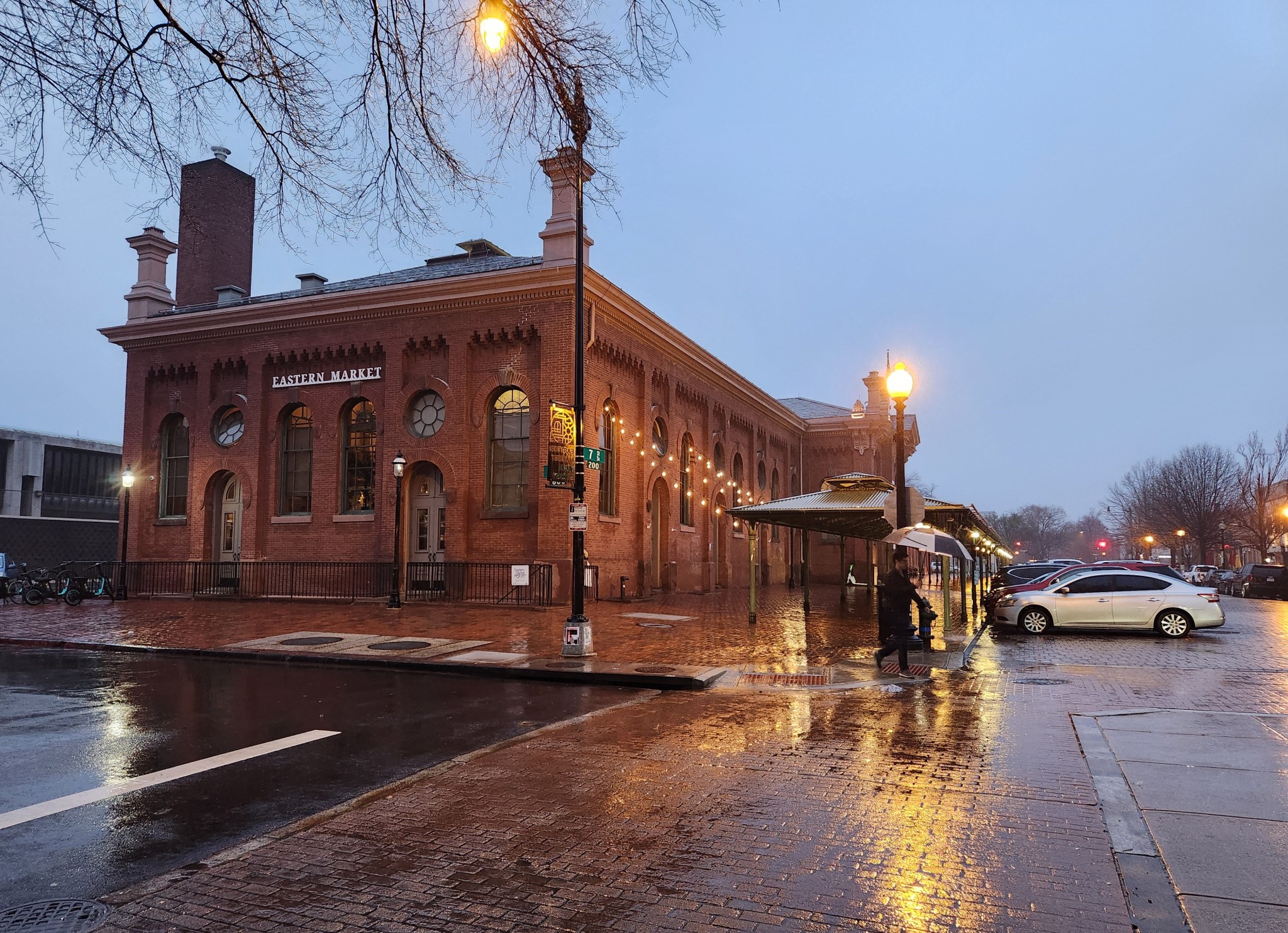 CAPITOL HILL CORNER | Neighborhood News for the Capitol Hill Community